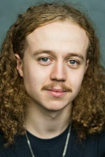 Ross Lennon Actor Bio and Production | Dress Circle