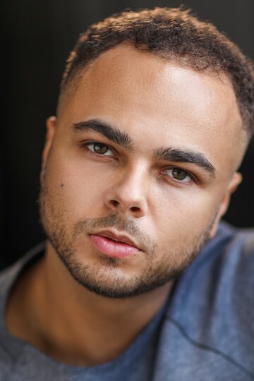 Gavin Dunn Actor Bio and Production | Dress Circle