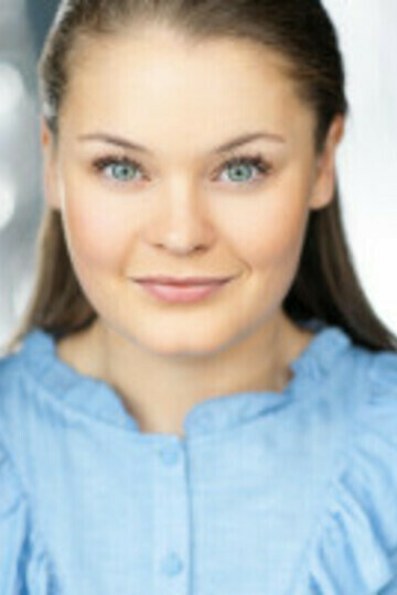 Amber Sylvia Edwards Actor Bio and Production | Dress Circle