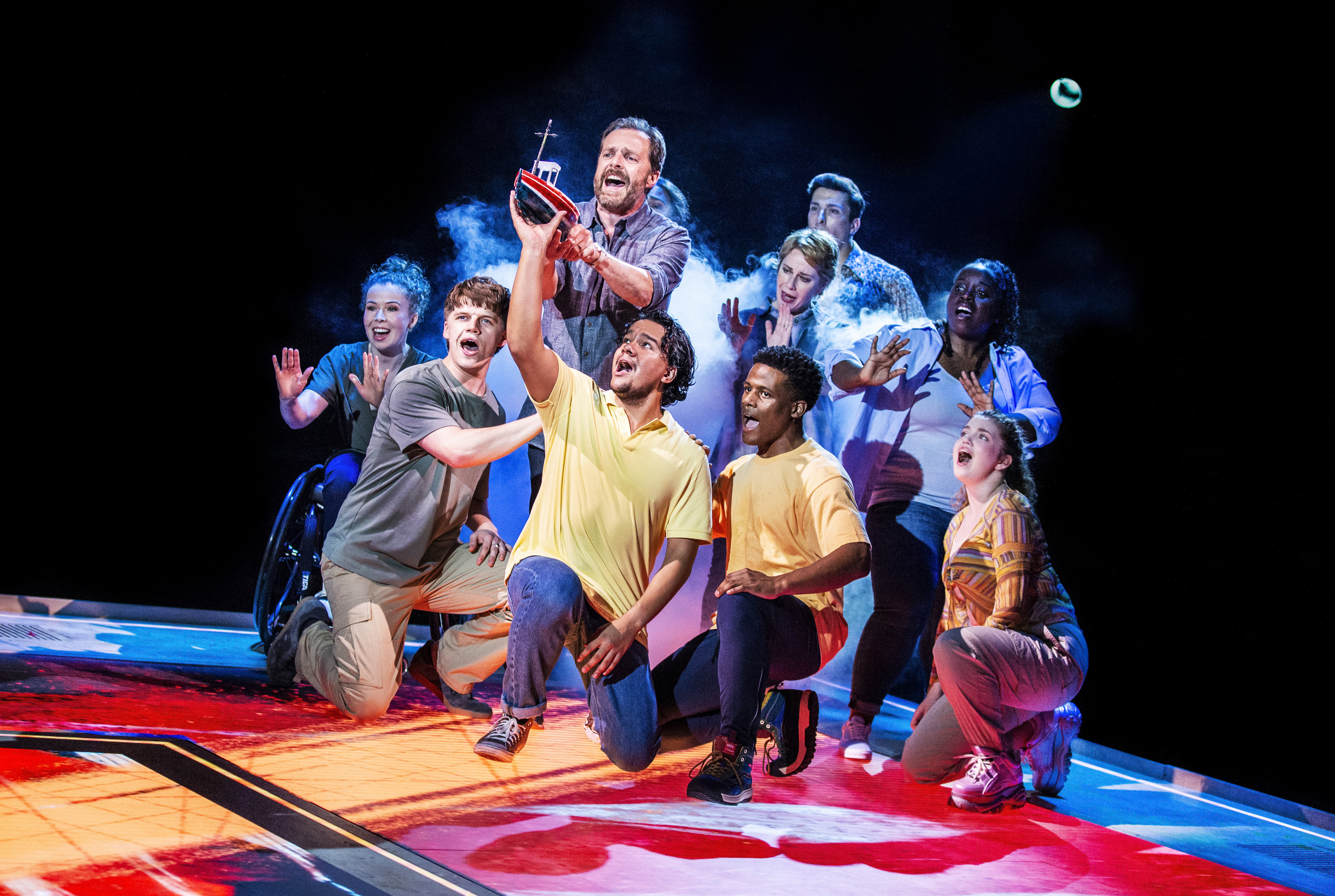 The Little Big Things UK Theatre Show Information | Dress Circle