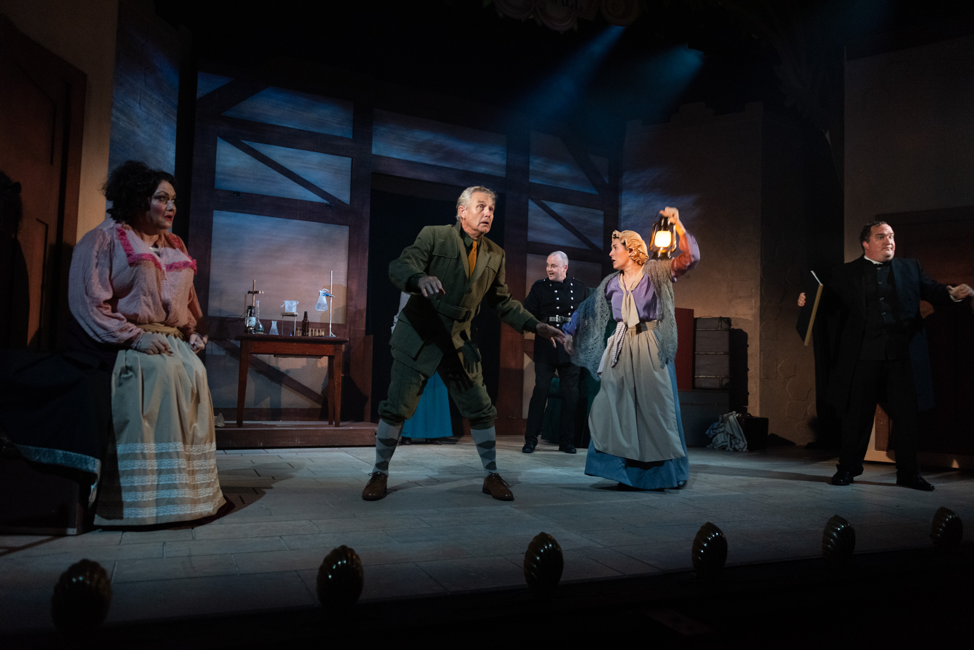 The Invisible Man UK Theatre Show Information | Dress Circle